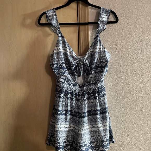 Rue21 | Pants & Jumpsuits | Women Xs Rue2 Romper Cut Out Tie Front To ...